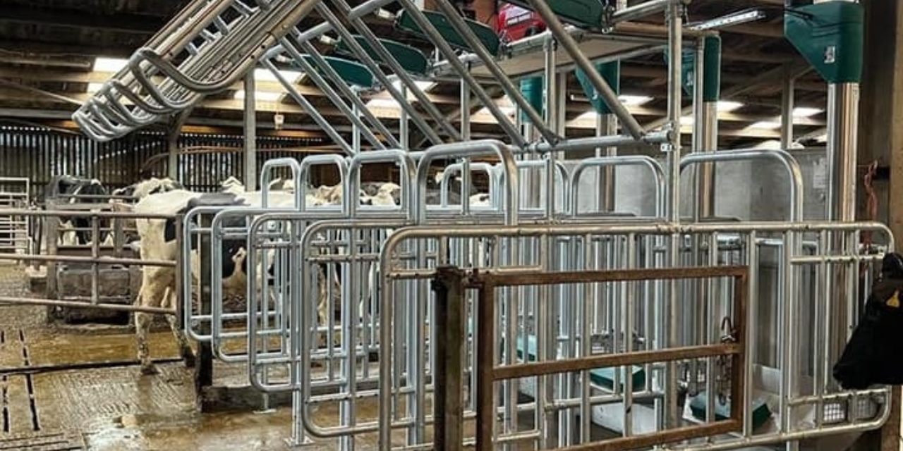 Hanskamp | FeedStation Walk-In, the transparent walk-in feeding…